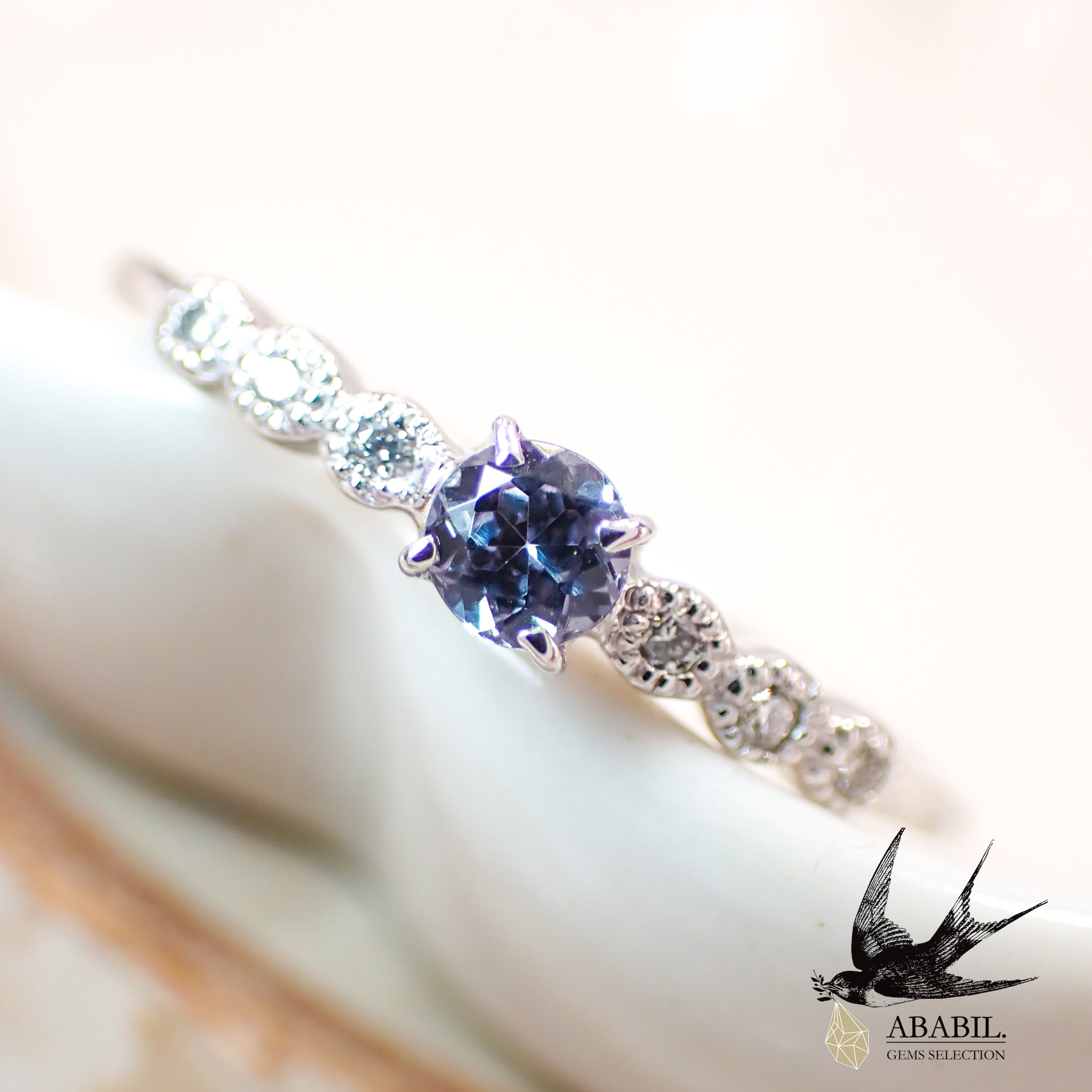 Artwork・RW09・Lydia・リディア・上品のお仕上がりと可愛いらしい雰囲気【ベキリーブルーガーネット】 – ABABIL.gems